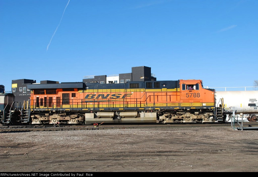 BNSF 5788